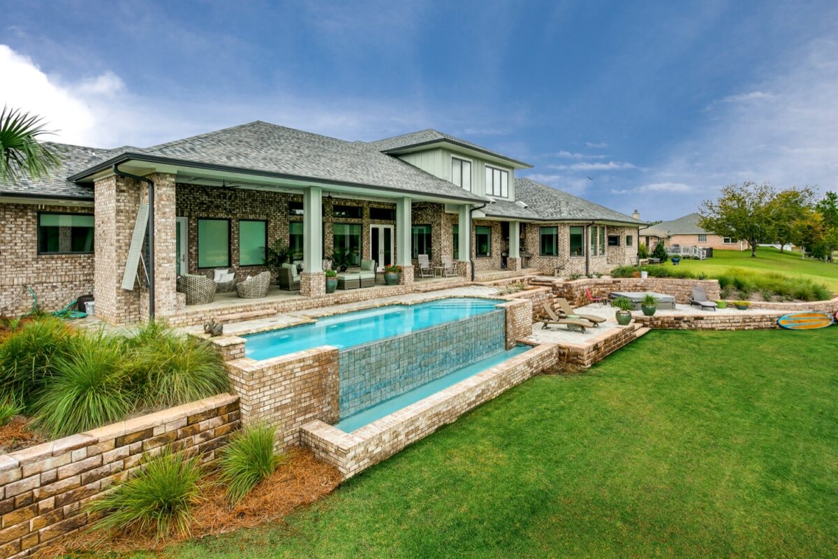 Custom Gunite Pools Photo Gallery | Backyard Inspiration